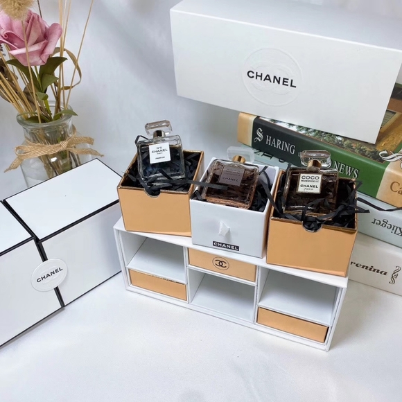 CHANEL | Makeup | Chanel Q Version Christmas Threepiece Box Set | Poshmark